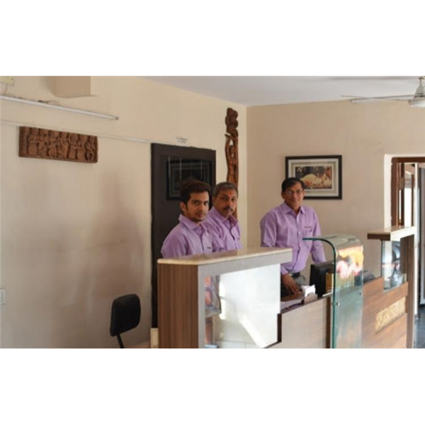 Advanced Diagnostic Imaging In Raopura Vadodara | Blood Bank And Centre ...